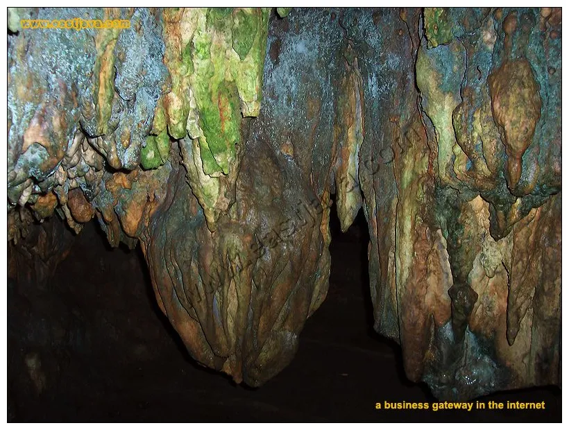 Must-Visit: Goa Gong stalactite and stalagmite majestic lighting ...